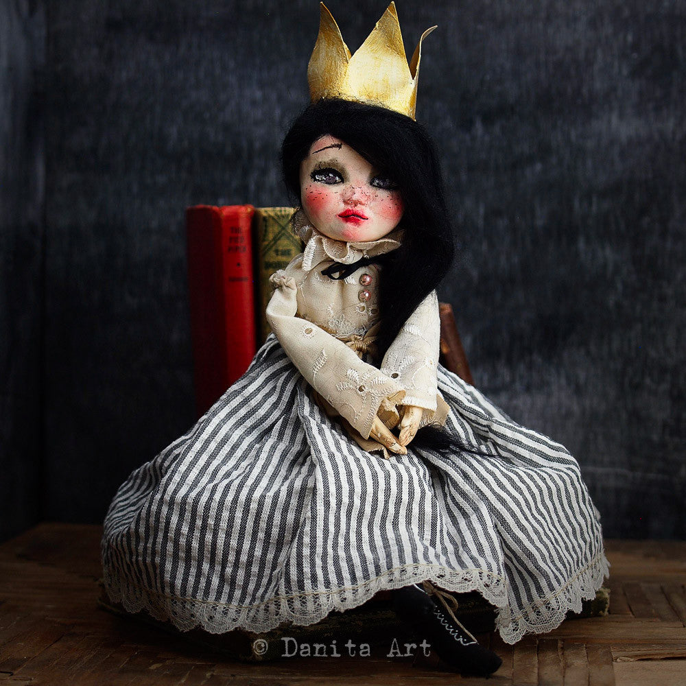 Queen Rose, handmade sculpted doll created by Danita Art – IDANIA ...